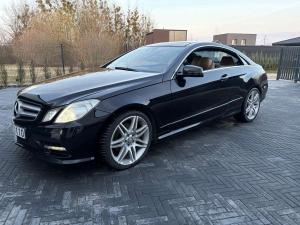 Черный Мерседес E 350 2012 в Каунас, объемом двигателя 2.99 л и пробегом 275 тыс. км за 6500 €, фото 12 на AUTOMOTO.COM.LV