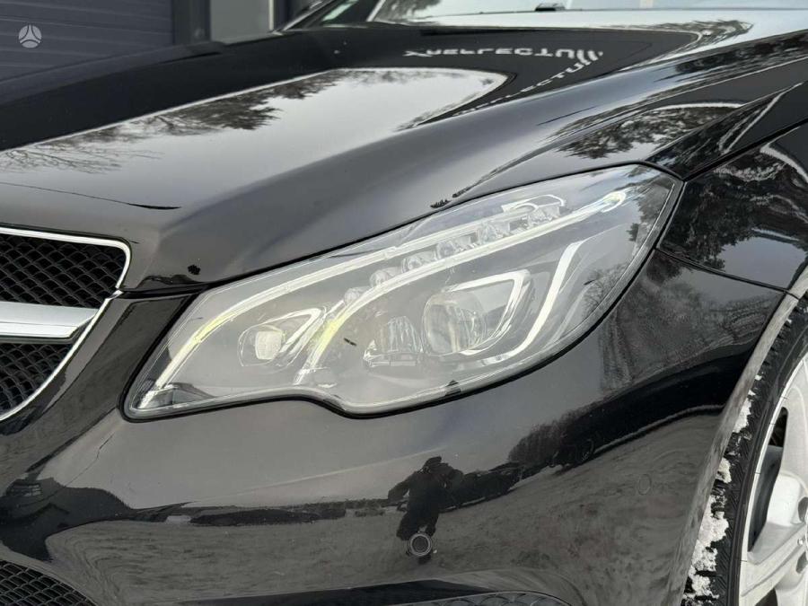 Melns Mercedes-Benz E 350 2014 Viļņa, ar dzinēja tilpumu 2.99 L un nobraukumu 268 tūkst. km par 12800 €, foto 6 vietnē AUTOMOTO.COM.LV