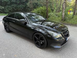 Melns Mercedes-Benz E 350 2014 Viļņa, ar dzinēja tilpumu 2.99 L un nobraukumu 337 tūkst. km par 8500 €, foto 4 vietnē AUTOMOTO.COM.LV
