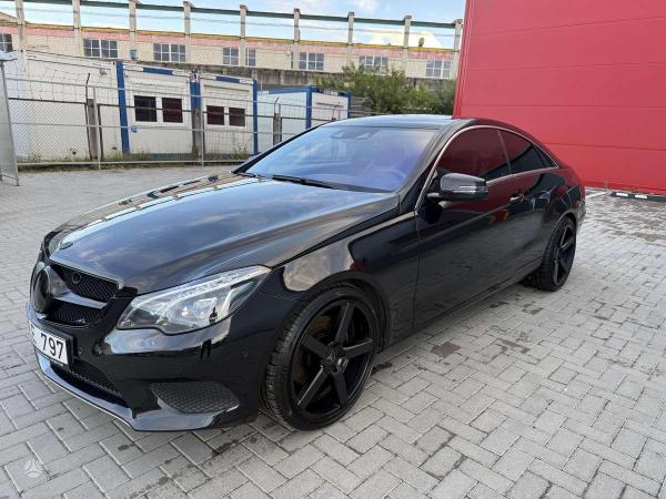 Melns Mercedes-Benz E 350 2014 Viļņa, ar dzinēja tilpumu 2.99 L un nobraukumu 337 tūkst. km par 9500 €, foto 1 vietnē AUTOMOTO.COM.LV