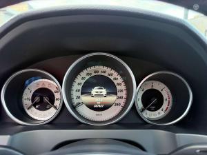 Black Mercedes-Benz E 350 2014 in Vilnius, with an engine capacity of 2.99 L and mileage of 337 thousand km for 9500 €, photo 12 on AUTOMOTO.COM.LV