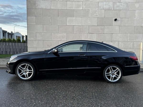 Black Mercedes-Benz E 350 2014 in Vilnius, with an engine capacity of 3.50 L and mileage of 179 thousand km for 8399 €, photo 7 on AUTOMOTO.COM.LV