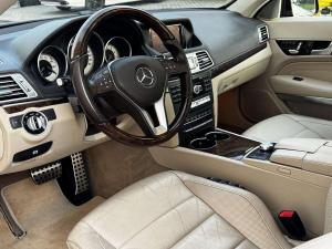 Black Mercedes-Benz E 350 2014 in Vilnius, with an engine capacity of 3.50 L and mileage of 179 thousand km for 8399 €, photo 9 on AUTOMOTO.COM.LV