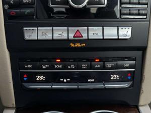 Black Mercedes-Benz E 350 2014 in Vilnius, with an engine capacity of 3.50 L and mileage of 179 thousand km for 8399 €, photo 17 on AUTOMOTO.COM.LV