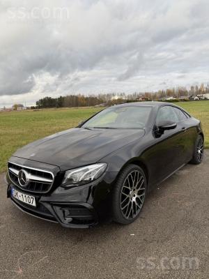 Black Mercedes-Benz E 350 2017 in Riga, with an engine capacity of 3.00 L and mileage of 76 thousand km for 25000 €, photo 3 on AUTOMOTO.COM.LV