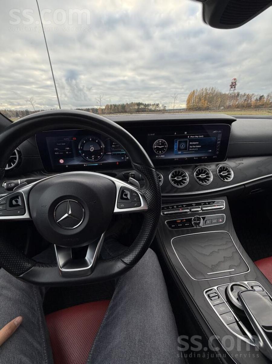 Black Mercedes-Benz E 350 2017 in Riga, with an engine capacity of 3.00 L and mileage of 76 thousand km for 25000 €, photo 13 on AUTOMOTO.COM.LV