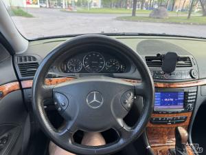 Melns Mercedes-Benz E 350 2006 Viļņa, ar dzinēja tilpumu 3.50 L un nobraukumu 254 tūkst. km par 2900 €, foto 12 vietnē AUTOMOTO.COM.LV