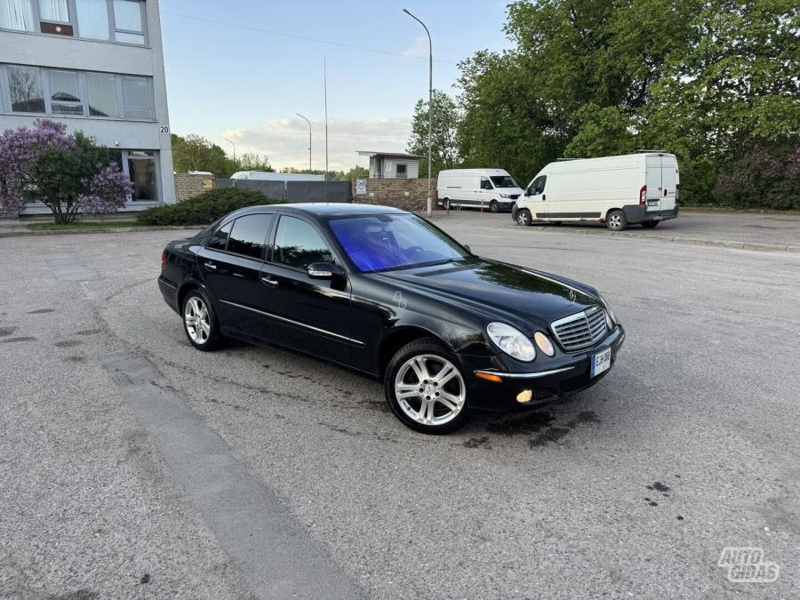 Black Mercedes-Benz E 350 2006 in Vilnius, with an engine capacity of 3.50 L and mileage of 252 thousand km for 2600 €, photo 4 on AUTOMOTO.COM.LV