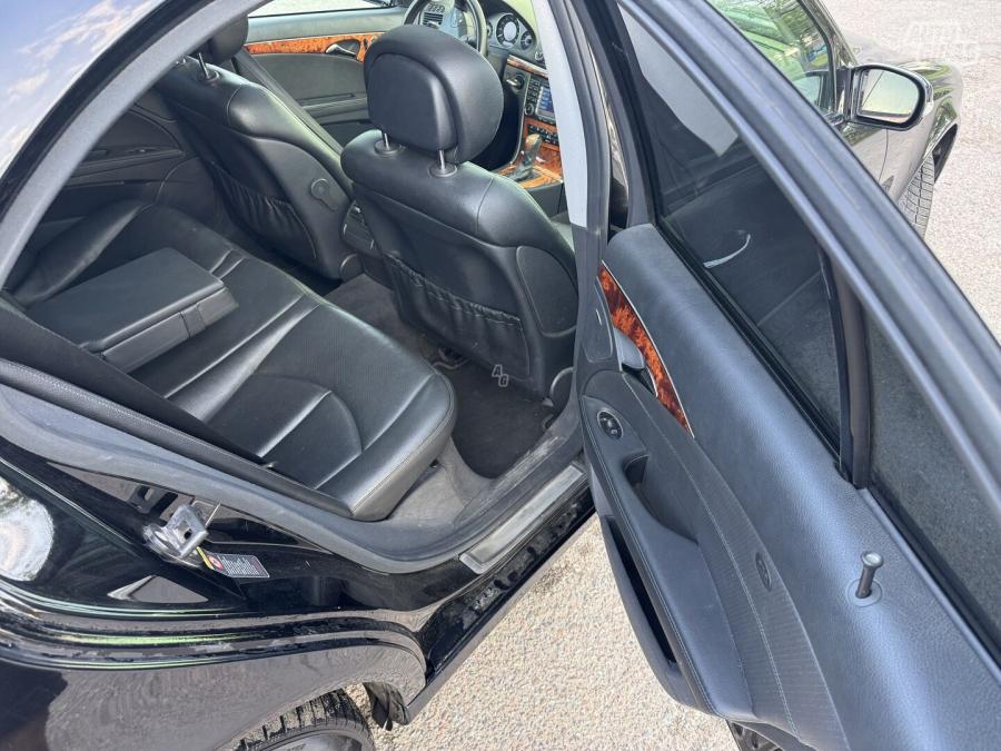 Black Mercedes-Benz E 350 2006 in Vilnius, with an engine capacity of 3.50 L and mileage of 252 thousand km for 2600 €, photo 17 on AUTOMOTO.COM.LV