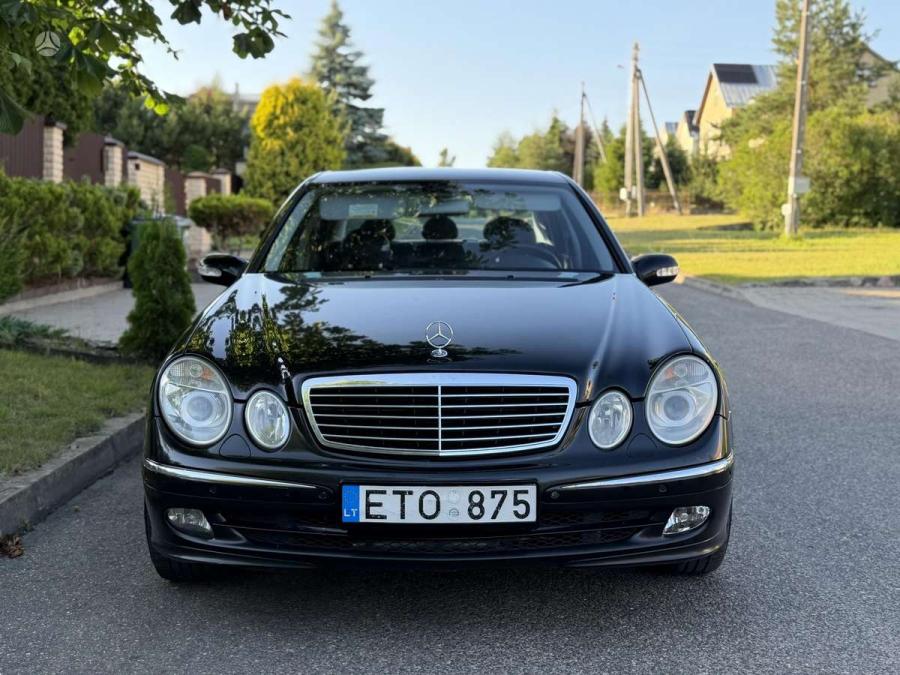 Черный Мерседес E 350 2006 в Вильнюс, объемом двигателя 3.50 л и пробегом 235 тыс. км за 4950 €, фото 31 на AUTOMOTO.COM.LV