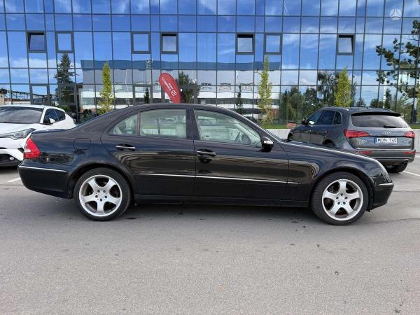 Черный Мерседес E 350 2006 в Паневежис, объемом двигателя 3.50 л и пробегом 354 тыс. км за 2000 €, фото 11 на AUTOMOTO.COM.LV