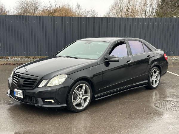 Black Mercedes-Benz E 350 2009 in Kaunas, with an engine capacity of 2.99 L and mileage of 517 thousand km for 6000 €, photo 2 on AUTOMOTO.COM.LV