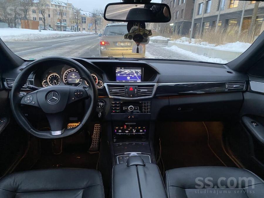 Melns Mercedes-Benz E 350 2009 Rīga, ar dzinēja tilpumu 3.00 L un nobraukumu 271 tūkst. km par 8500 €, foto 6 vietnē AUTOMOTO.COM.LV