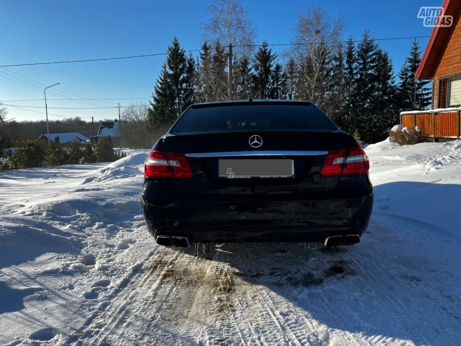 Melns Mercedes-Benz E 350 2009 Klaipėda, ar dzinēja tilpumu 3.00 L un nobraukumu 464 tūkst. km par 7000 €, foto 6 vietnē AUTOMOTO.COM.LV