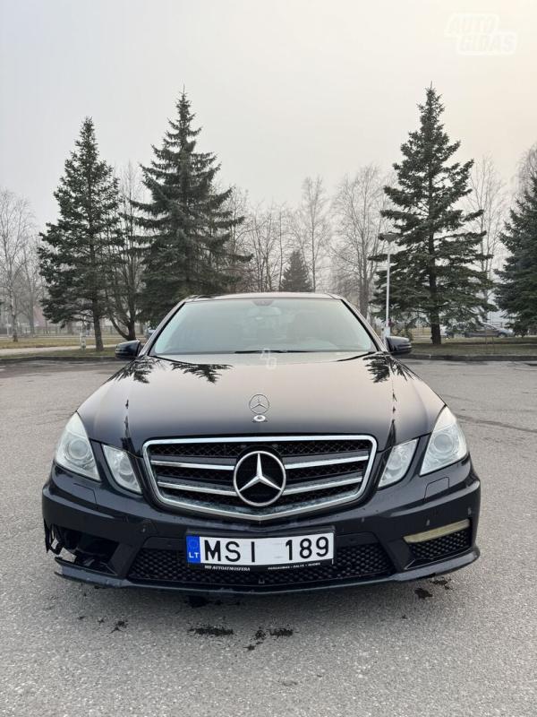 Melns Mercedes-Benz E 350 2009 Klaipėda, ar dzinēja tilpumu 3.00 L un nobraukumu 459 tūkst. km par 4650 €, foto 2 vietnē AUTOMOTO.COM.LV