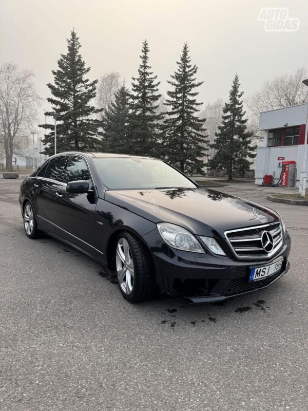 Melns Mercedes-Benz E 350 2009 Klaipėda, ar dzinēja tilpumu 3.00 L un nobraukumu 459 tūkst. km par 4350 €, foto 3 vietnē AUTOMOTO.COM.LV
