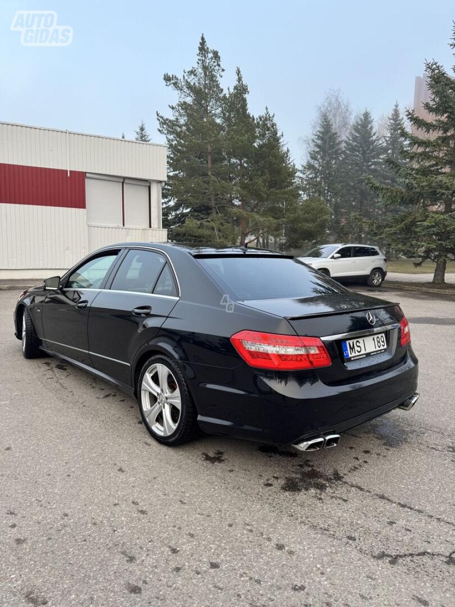 Melns Mercedes-Benz E 350 2009 Klaipėda, ar dzinēja tilpumu 3.00 L un nobraukumu 459 tūkst. km par 4350 €, foto 11 vietnē AUTOMOTO.COM.LV