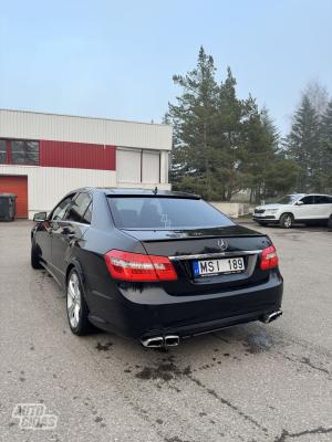 Melns Mercedes-Benz E 350 2009 Klaipėda, ar dzinēja tilpumu 3.00 L un nobraukumu 459 tūkst. km par 4350 €, foto 12 vietnē AUTOMOTO.COM.LV