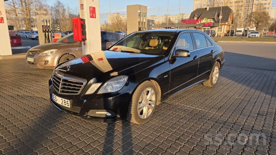 Melns Mercedes-Benz E 350 2009 Rīga, ar dzinēja tilpumu 3.00 L un nobraukumu 389 tūkst. km par 6750 €, foto 3 vietnē AUTOMOTO.COM.LV