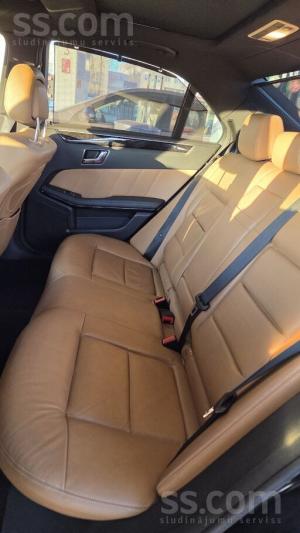 Melns Mercedes-Benz E 350 2009 Rīga, ar dzinēja tilpumu 3.00 L un nobraukumu 389 tūkst. km par 6750 €, foto 8 vietnē AUTOMOTO.COM.LV