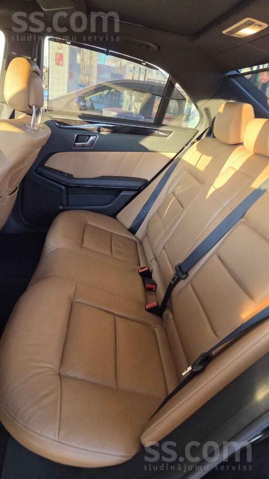 Melns Mercedes-Benz E 350 2009 Rīga, ar dzinēja tilpumu 3.00 L un nobraukumu 389 tūkst. km par 6750 €, foto 8 vietnē AUTOMOTO.COM.LV