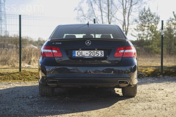 Melns Mercedes-Benz E 350 2009 Rīga, ar dzinēja tilpumu 3.00 L un nobraukumu 273 tūkst. km par 9590 €, foto 5 vietnē AUTOMOTO.COM.LV