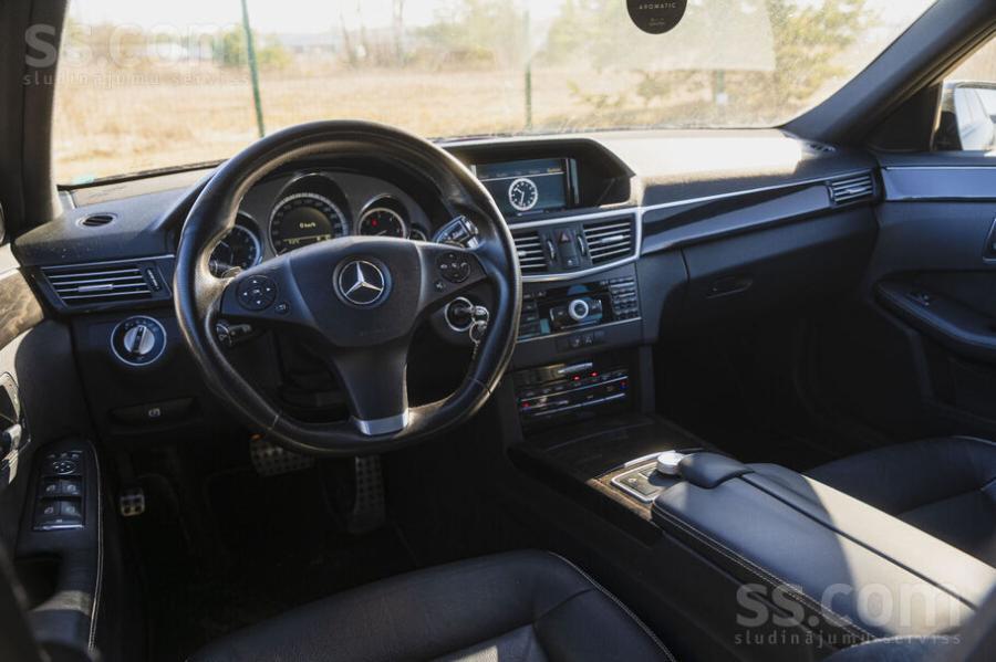 Melns Mercedes-Benz E 350 2009 Rīga, ar dzinēja tilpumu 3.00 L un nobraukumu 273 tūkst. km par 9590 €, foto 8 vietnē AUTOMOTO.COM.LV
