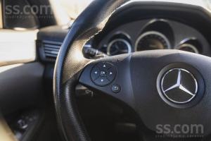 Melns Mercedes-Benz E 350 2009 Rīga, ar dzinēja tilpumu 3.00 L un nobraukumu 273 tūkst. km par 9590 €, foto 14 vietnē AUTOMOTO.COM.LV