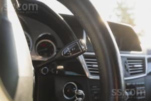 Melns Mercedes-Benz E 350 2009 Rīga, ar dzinēja tilpumu 3.00 L un nobraukumu 273 tūkst. km par 9590 €, foto 18 vietnē AUTOMOTO.COM.LV