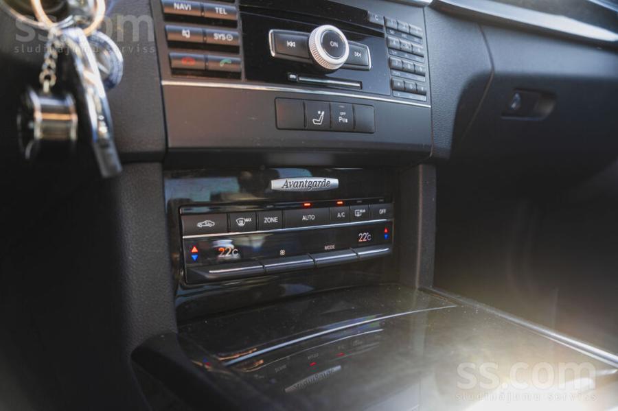 Melns Mercedes-Benz E 350 2009 Rīga, ar dzinēja tilpumu 3.00 L un nobraukumu 273 tūkst. km par 9590 €, foto 22 vietnē AUTOMOTO.COM.LV