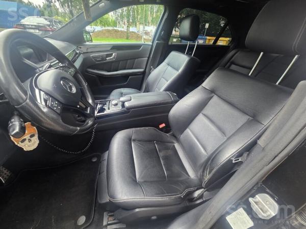 Black Mercedes-Benz E 350 2009 in Riga, with an engine capacity of 3.00 L and mileage of 0 thousand km for 7700 €, photo 6 on AUTOMOTO.COM.LV