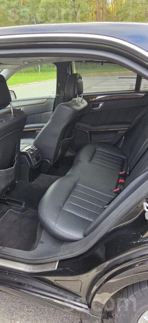 Melns Mercedes-Benz E 350 2009 Rīga, ar dzinēja tilpumu 3.00 L un nobraukumu 327 tūkst. km par 7500 €, foto 12 vietnē AUTOMOTO.COM.LV