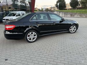 Melns Mercedes-Benz E 350 2009 Utena, ar dzinēja tilpumu 2.99 L un nobraukumu 340 tūkst. km par 4750 €, foto 5 vietnē AUTOMOTO.COM.LV