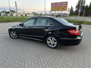 Melns Mercedes-Benz E 350 2009 Utena, ar dzinēja tilpumu 2.99 L un nobraukumu 340 tūkst. km par 4750 €, foto 9 vietnē AUTOMOTO.COM.LV