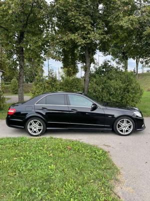 Black Mercedes-Benz E 350 2009 in Kaunas, with an engine capacity of 2.99 L and mileage of 348 thousand km for 7500 €, photo 4 on AUTOMOTO.COM.LV
