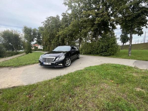 Mercedes-Benz E 350 2009 Kauņa vietnē Melns Mercedes-Benz E 350 2009 Kauņa, ar dzinēja tilpumu 2.99 L un nobraukumu 348 tūkst. km par 7500 €, foto 10 vietnē AUTOMOTO.COM.LV