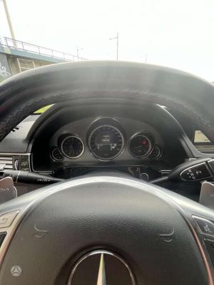 Black Mercedes-Benz E 350 2009 in Kaunas, with an engine capacity of 2.99 L and mileage of 348 thousand km for 7500 €, photo 16 on AUTOMOTO.COM.LV