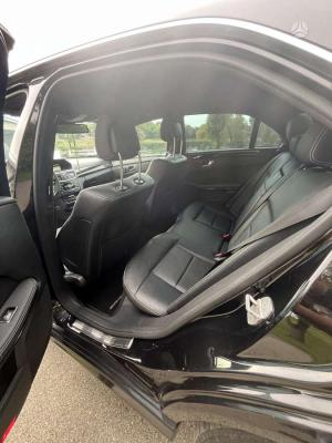 Black Mercedes-Benz E 350 2009 in Kaunas, with an engine capacity of 2.99 L and mileage of 348 thousand km for 7500 €, photo 19 on AUTOMOTO.COM.LV