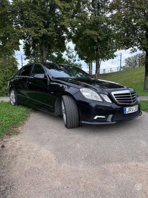 Black Mercedes-Benz E 350 2009 in Kaunas, with an engine capacity of 2.99 L and mileage of 348 thousand km for 7500 €, photo  on AUTOMOTO.COM.LV
