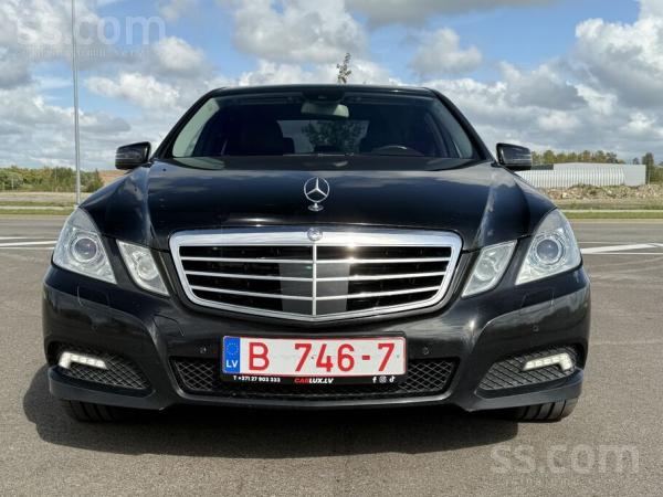 Black Mercedes-Benz E 350 2009 in Liepaja, with an engine capacity of 3.00 L and mileage of 277 thousand km for 7800 €, photo 8 on AUTOMOTO.COM.LV