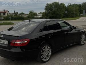 Melns Mercedes-Benz E 350 2010 Ogre, ar dzinēja tilpumu 3.00 L un nobraukumu 264 tūkst. km par 9000 €, foto 4 vietnē AUTOMOTO.COM.LV
