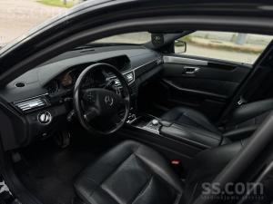 Melns Mercedes-Benz E 350 2010 Ogre, ar dzinēja tilpumu 3.00 L un nobraukumu 264 tūkst. km par 9000 €, foto 7 vietnē AUTOMOTO.COM.LV