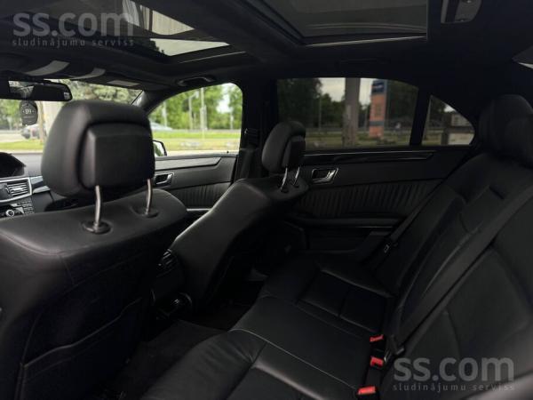 Melns Mercedes-Benz E 350 2010 Ogre, ar dzinēja tilpumu 3.00 L un nobraukumu 264 tūkst. km par 9000 €, foto 7 vietnē AUTOMOTO.COM.LV