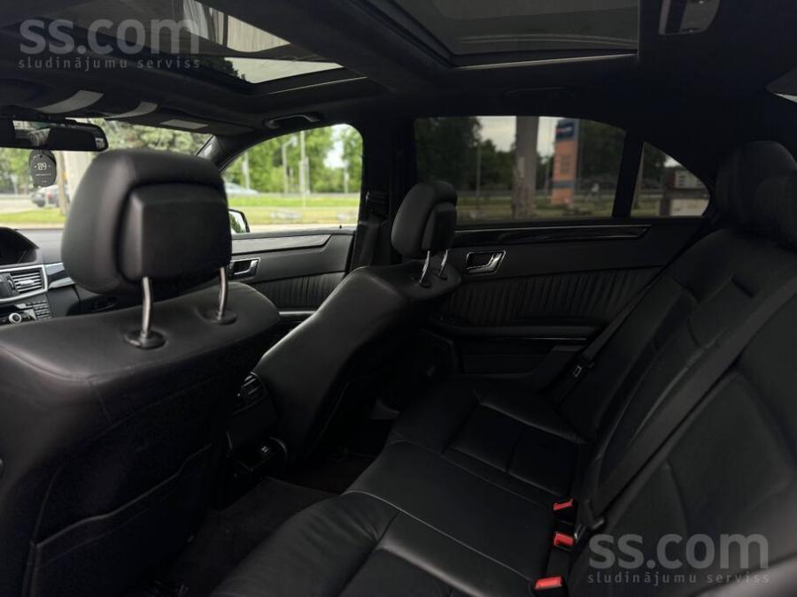 Melns Mercedes-Benz E 350 2010 Ogre, ar dzinēja tilpumu 3.00 L un nobraukumu 264 tūkst. km par 9000 €, foto 8 vietnē AUTOMOTO.COM.LV