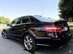 Черный Мерседес E 350 2010 в Каунас, объемом двигателя 2.99 л и пробегом 367 тыс. км за 7950 €, фото 4 на AUTOMOTO.COM.LV