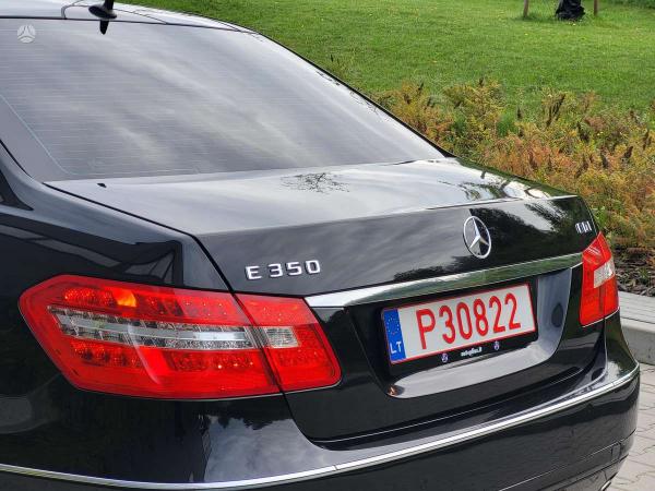 Melns Mercedes-Benz E 350 2010 Viļņa, ar dzinēja tilpumu 2.99 L un nobraukumu 330 tūkst. km par 7650 €, foto 10 vietnē AUTOMOTO.COM.LV