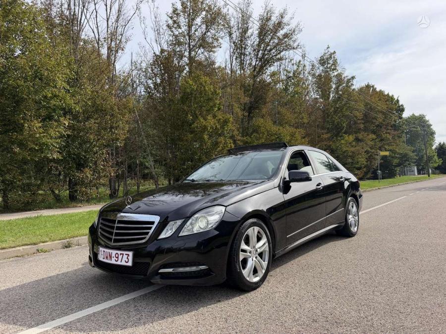 Black Mercedes-Benz E 350 2010 in Kaunas, with an engine capacity of 2.99 L and mileage of 320 thousand km for 5950 €, photo 1 on AUTOMOTO.COM.LV