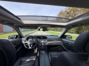 Black Mercedes-Benz E 350 2010 in Kaunas, with an engine capacity of 2.99 L and mileage of 320 thousand km for 5950 €, photo 13 on AUTOMOTO.COM.LV