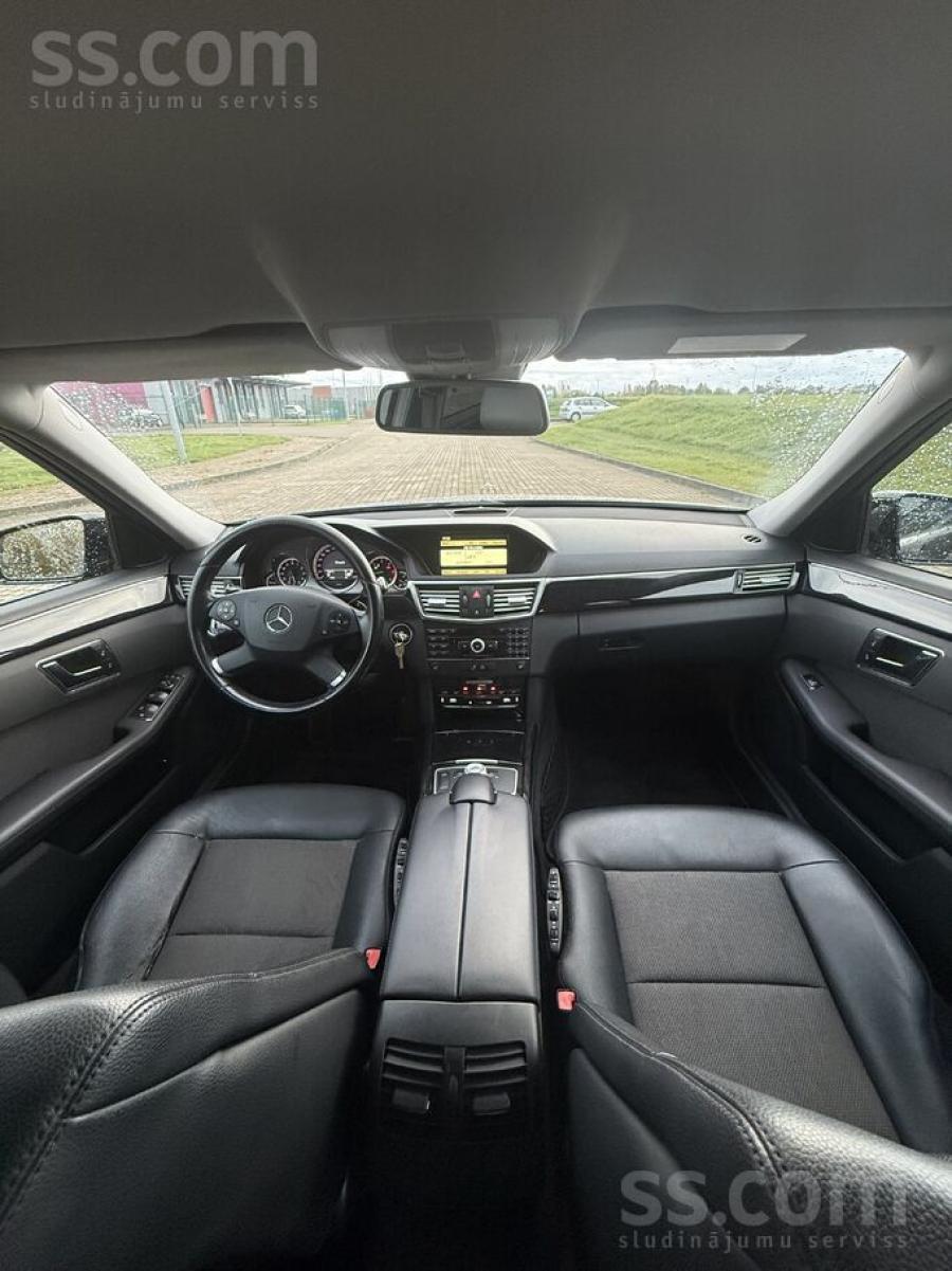 Melns Mercedes-Benz E 350 2010 Ventspils, ar dzinēja tilpumu 3.00 L un nobraukumu 250 tūkst. km par 8250 €, foto 9 vietnē AUTOMOTO.COM.LV