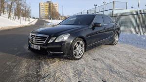 Melns Mercedes-Benz E 350 2011 Jonava, ar dzinēja tilpumu 3.00 L un nobraukumu 300 tūkst. km par 10200 €, foto  vietnē AUTOMOTO.COM.LV